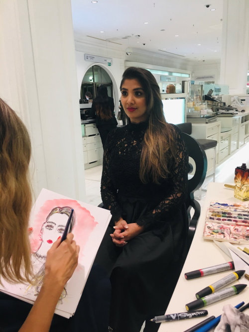 Lucia Emanuela Curzi 现场活动绘画艺术家